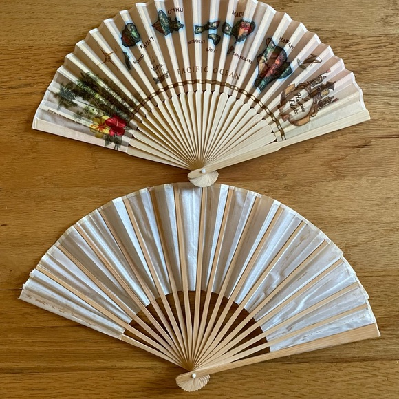 Makeup | Guc Handheld Folding Paper Fan With Bamboo Fan Bone Set Of 2 ...